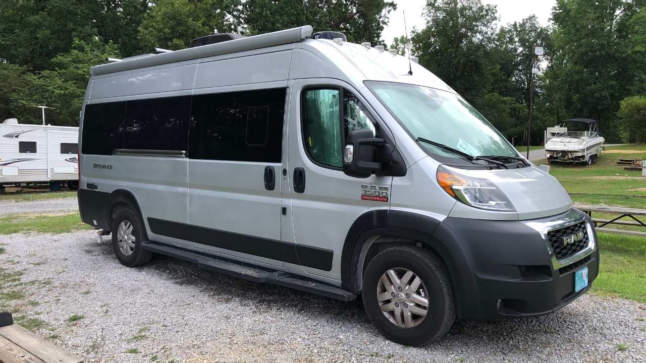 Class B vs Class C RVs - The Pros And Cons Of Either Choice