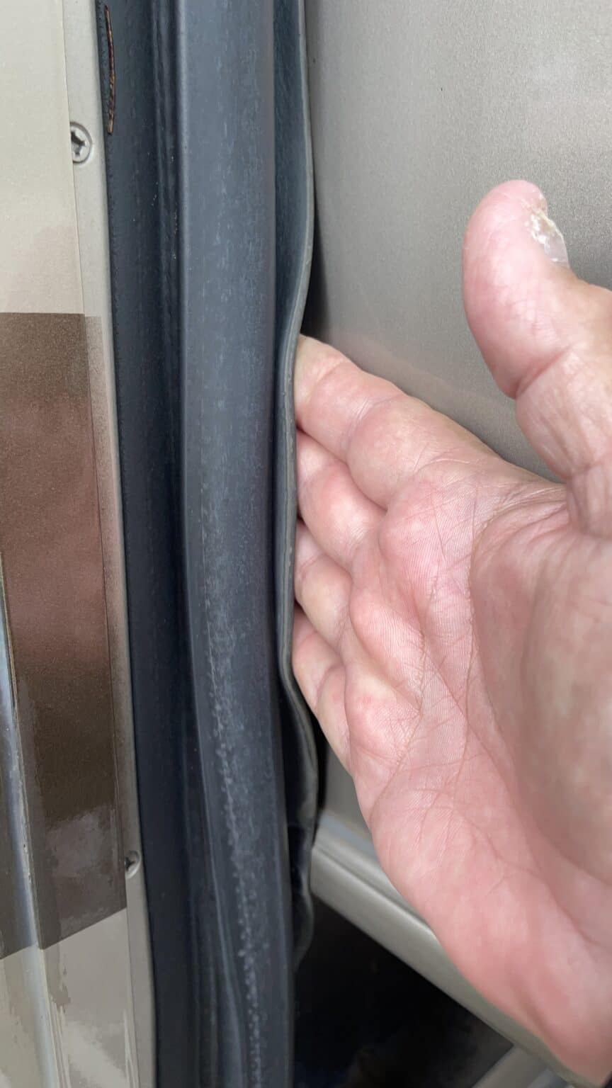 RV Slide Out Repairs - How To Avoid Expensive Problems